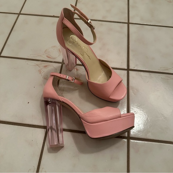 Jessica Simpson | Shoes | Jessica Simpson Barbie Pumps With Platform ...